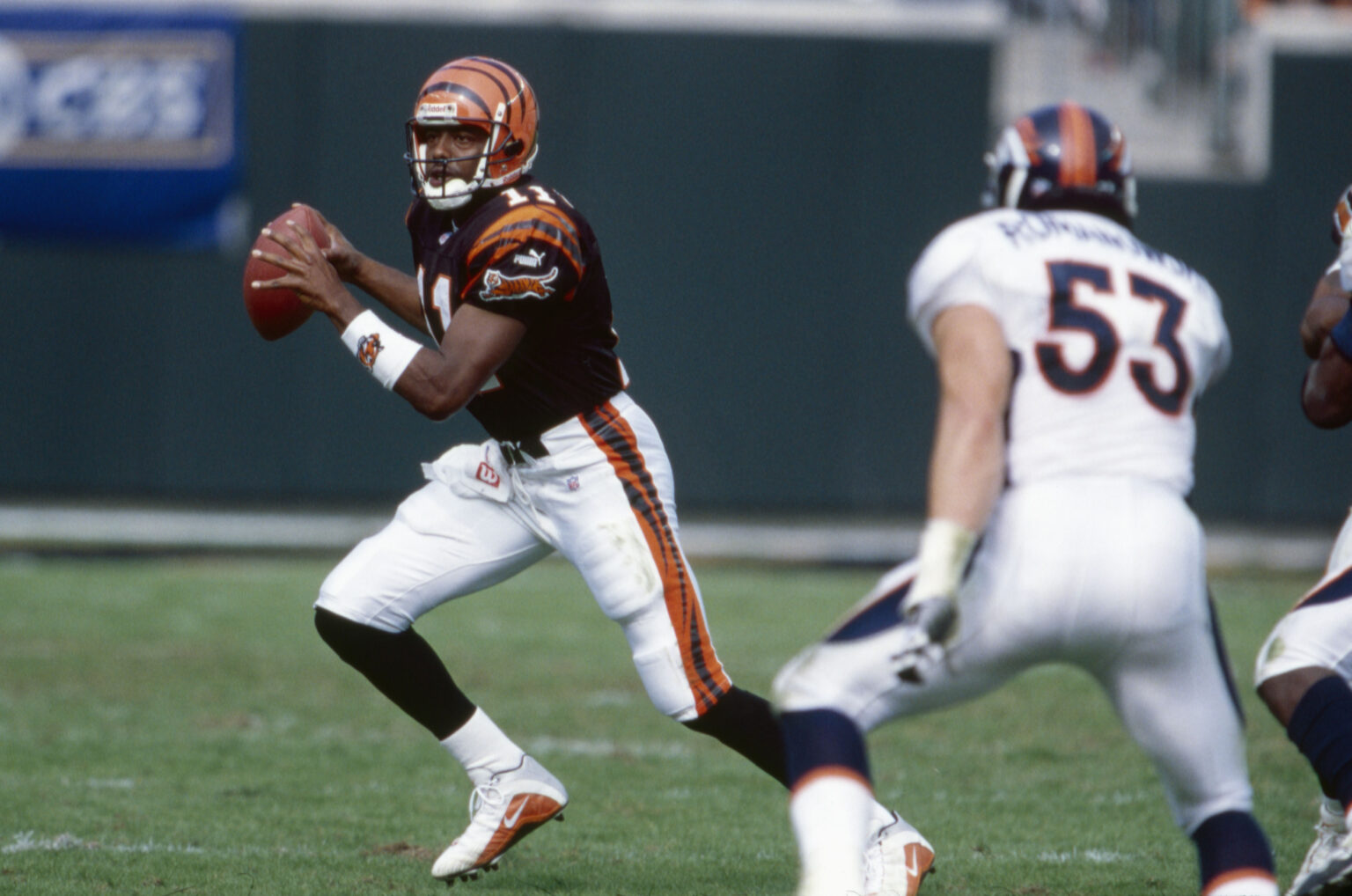 The 9 NFL Draft Picks Teams Wish They Could Take Back - Football Analysis