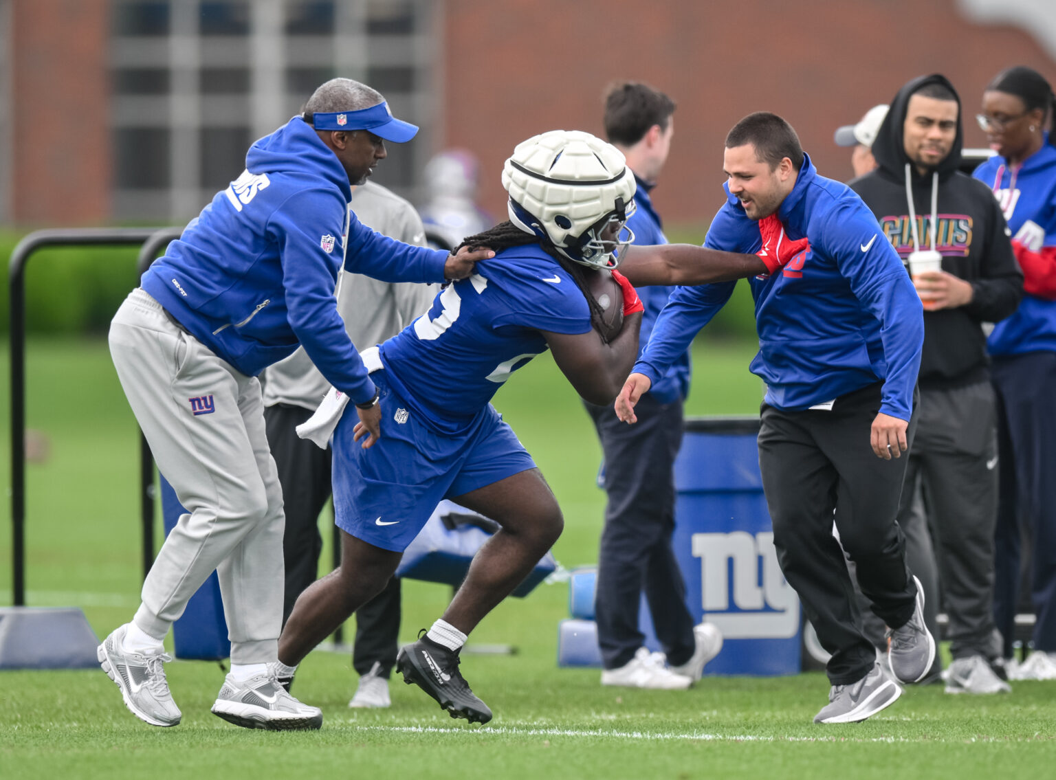 The NFL's Biggest Fanbase Isn't Who You Think — Here Are the 9 Largest ...