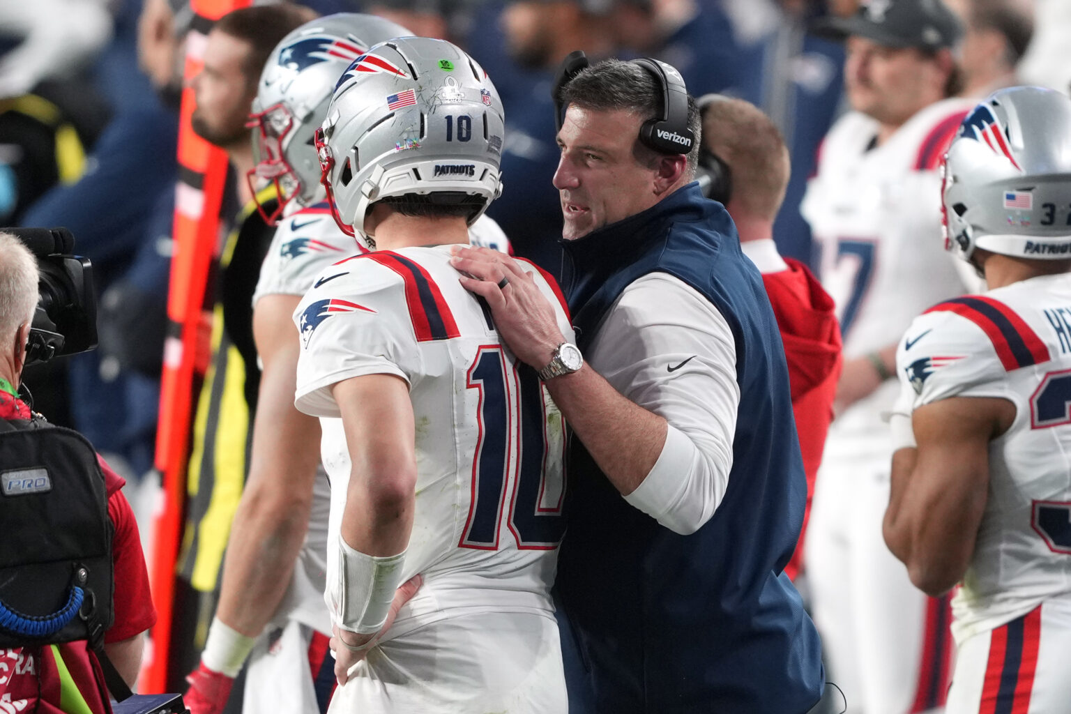 Vrabel 'Loses' Locker Room Respect After He Hid 6-Year Affair From His ...
