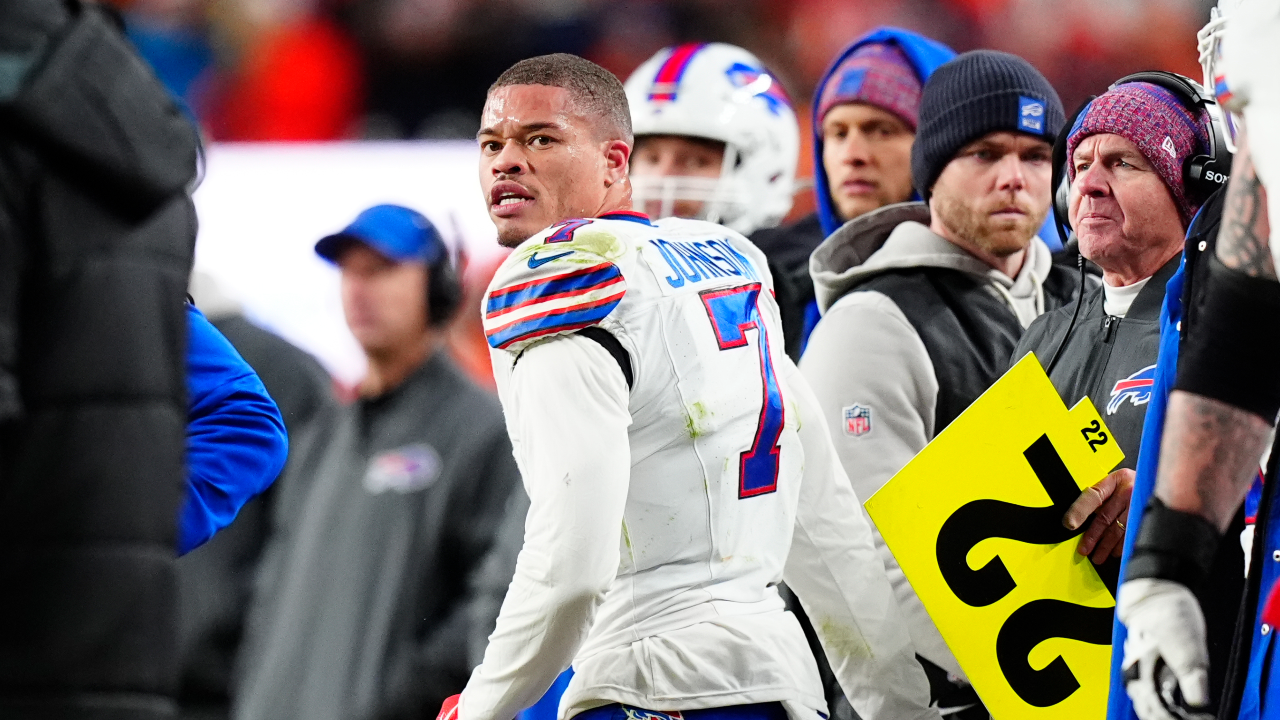 Raiders' $18M Cornerback Vanishes Just 2 Months After Arriving ...