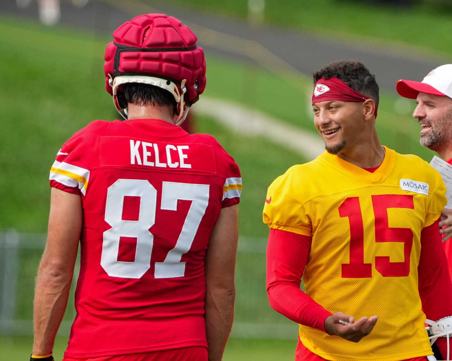 FBI Busts Chilean Burglary Ring That Looted Mahomes' And Kelce's Homes ...